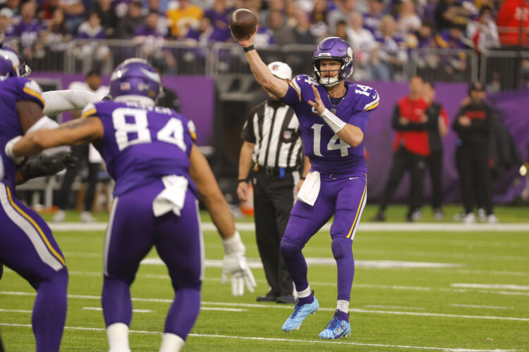 NFL Roundup: Darnold sets two new career highs with 347 yards thrown and five TDs as Vikings ...